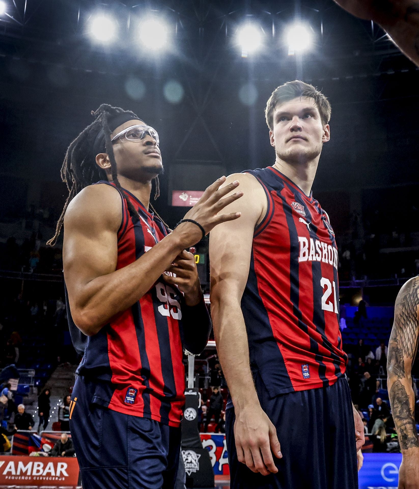El Baskonia tiene en punto muerto la renovación de Maik Kotsar | El Correo